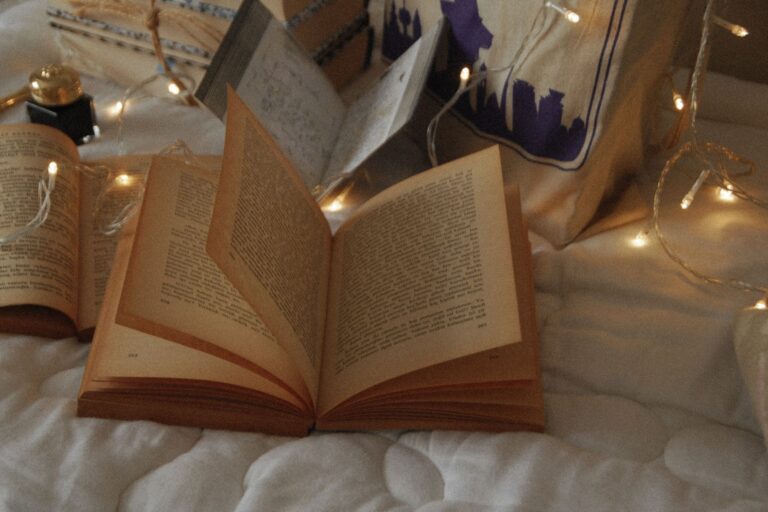 Book Summary of Legendary Book Two of Caraval